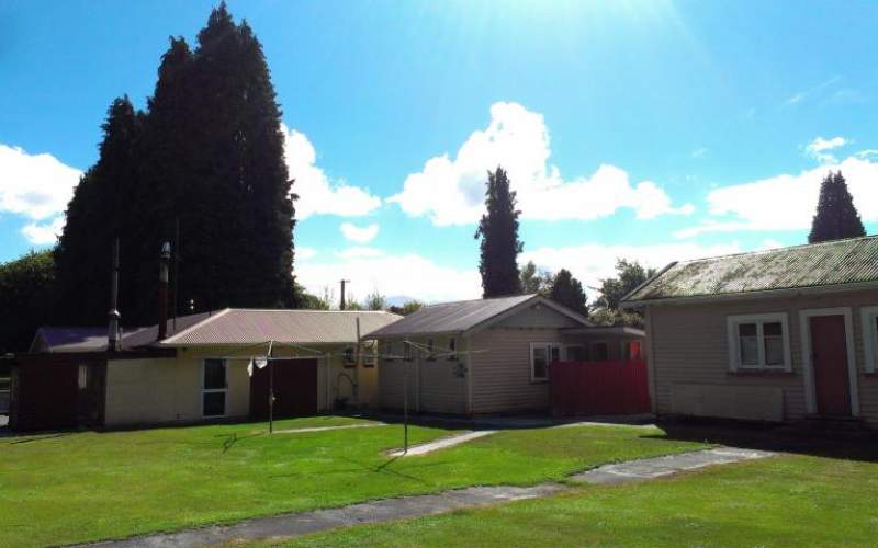 Reefton Domain Motor Camp | Full Service Camp | New Zealand